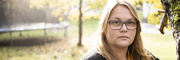 malin_override – Utmattad av jobbet